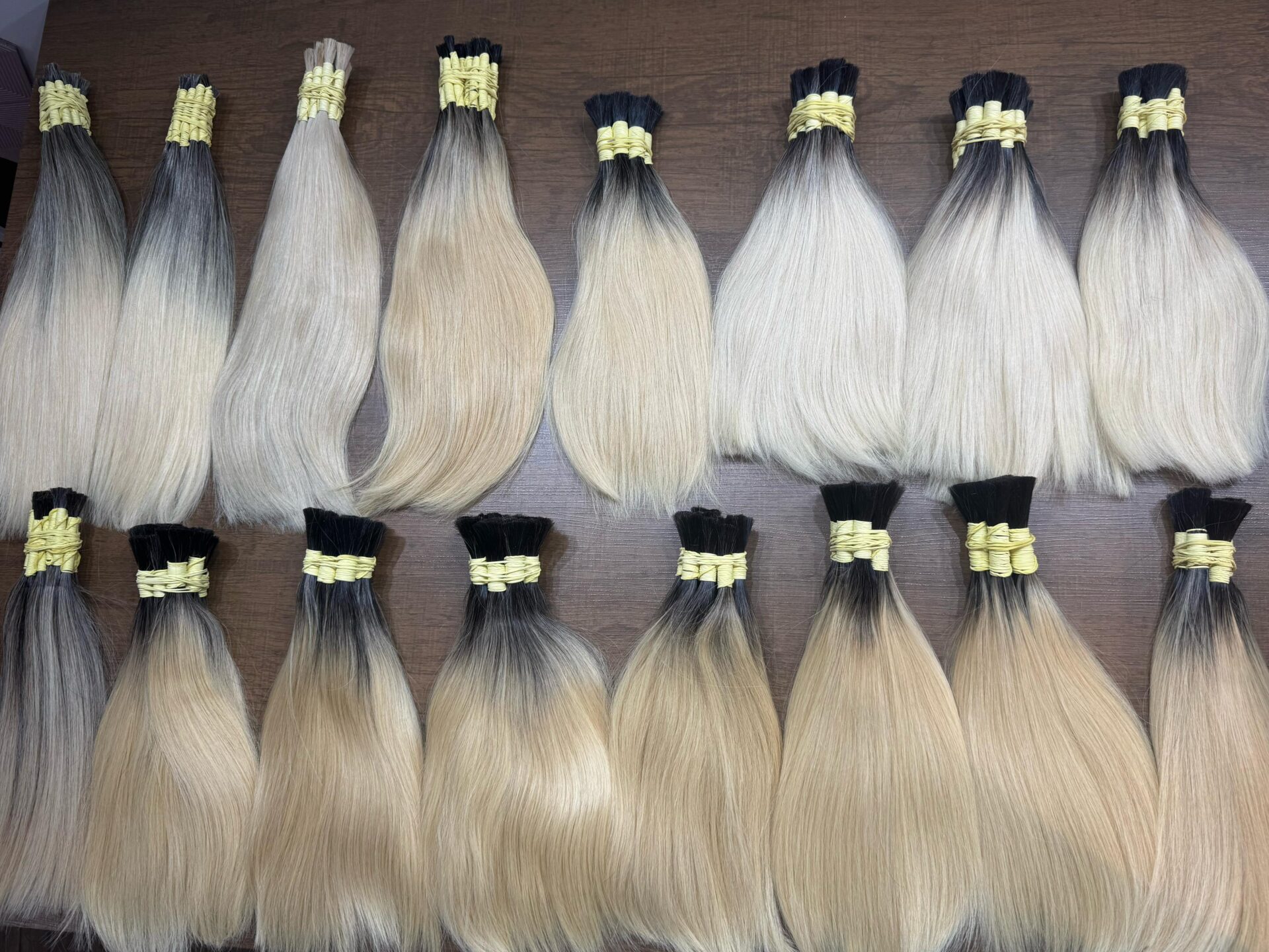 Cabelo Brasileiro Loiro Descolorido de 30/35 CM - Friends Hair